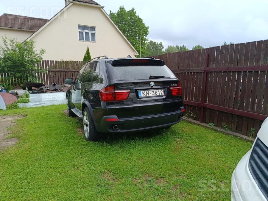 Melns BMW X5 2010 Rīga, ar dzinēja tilpumu 3.00 L un nobraukumu 257 tūkst. km par 10650 €, foto 6 vietnē AUTOMOTO.COM.LV