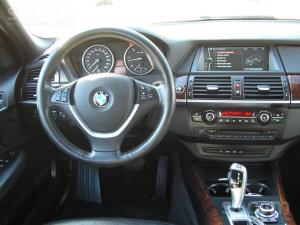 Black BMW X5 2010 in Riga, with an engine capacity of 3.00 L and mileage of 0 thousand km for 11950 €, photo 15 on AUTOMOTO.COM.LV