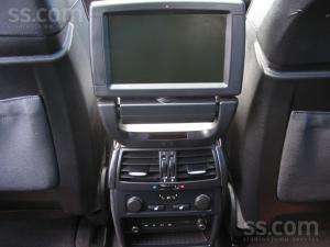 Black BMW X5 2010 in Riga, with an engine capacity of 3.00 L and mileage of 0 thousand km for 11950 €, photo 23 on AUTOMOTO.COM.LV
