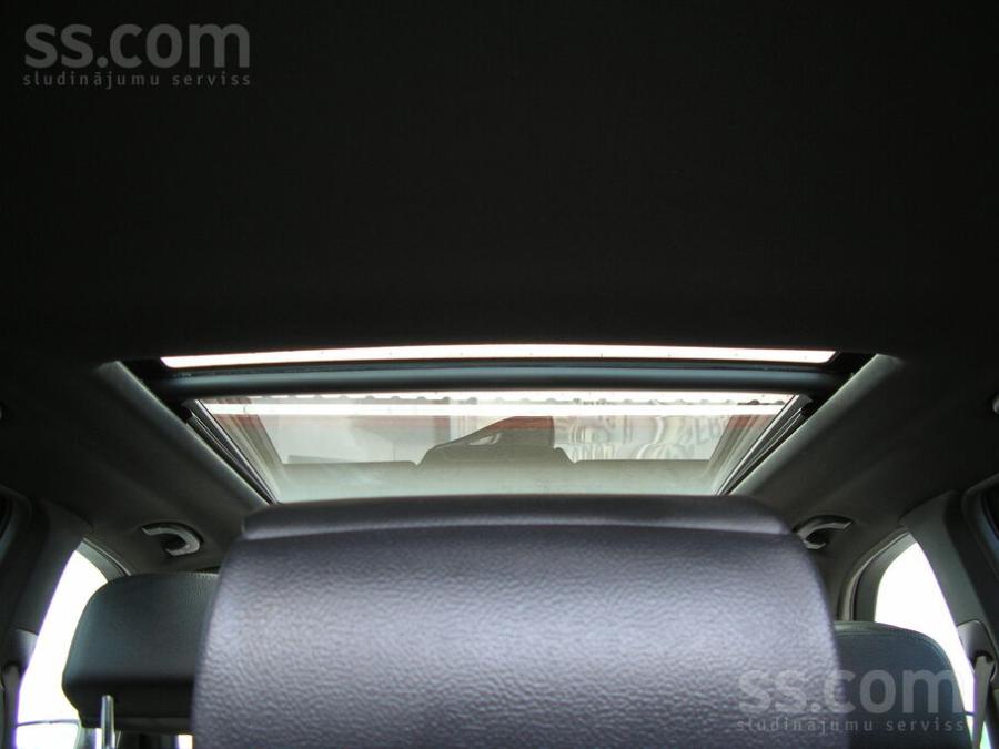 Black BMW X5 2010 in Riga, with an engine capacity of 3.00 L and mileage of 0 thousand km for 11950 €, photo 26 on AUTOMOTO.COM.LV