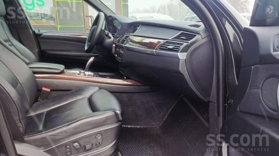 Melns BMW X5 2010 Rīga, ar dzinēja tilpumu 3.00 L un nobraukumu 320 tūkst. km par 8900 €, foto 8 vietnē AUTOMOTO.COM.LV