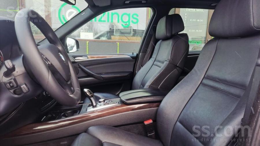 Melns BMW X5 2010 Rīga, ar dzinēja tilpumu 3.00 L un nobraukumu 320 tūkst. km par 8900 €, foto 10 vietnē AUTOMOTO.COM.LV