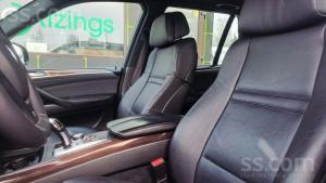 Melns BMW X5 2010 Rīga, ar dzinēja tilpumu 3.00 L un nobraukumu 320 tūkst. km par 8900 €, foto 11 vietnē AUTOMOTO.COM.LV