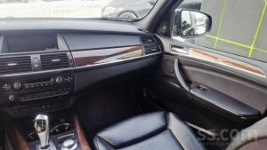 Melns BMW X5 2010 Rīga, ar dzinēja tilpumu 3.00 L un nobraukumu 320 tūkst. km par 8900 €, foto 13 vietnē AUTOMOTO.COM.LV