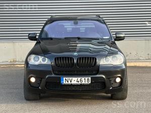 Melns BMW X5 2010 Rīga, ar dzinēja tilpumu 3.00 L un nobraukumu 324 tūkst. km par 10500 €, foto 5 vietnē AUTOMOTO.COM.LV