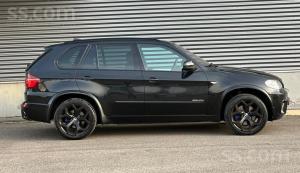 Melns BMW X5 2010 Rīga, ar dzinēja tilpumu 3.00 L un nobraukumu 324 tūkst. km par 10500 €, foto 7 vietnē AUTOMOTO.COM.LV