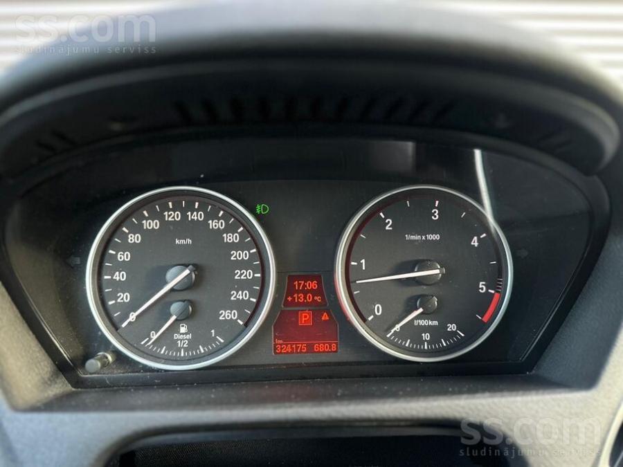 Melns BMW X5 2010 Rīga, ar dzinēja tilpumu 3.00 L un nobraukumu 324 tūkst. km par 10500 €, foto 17 vietnē AUTOMOTO.COM.LV