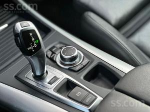 Melns BMW X5 2010 Rīga, ar dzinēja tilpumu 3.00 L un nobraukumu 324 tūkst. km par 10500 €, foto 19 vietnē AUTOMOTO.COM.LV