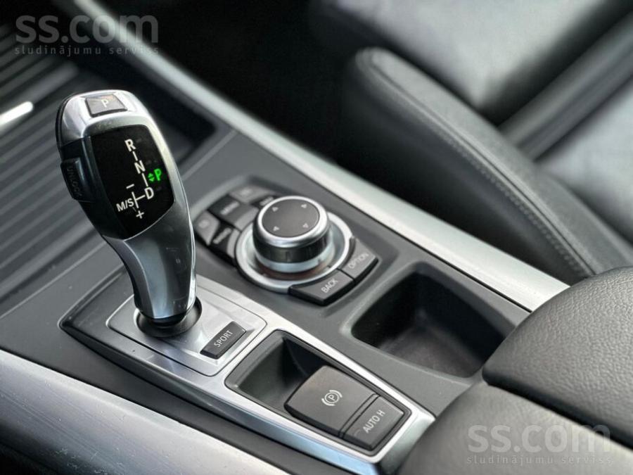 Melns BMW X5 2010 Rīga, ar dzinēja tilpumu 3.00 L un nobraukumu 324 tūkst. km par 10500 €, foto 19 vietnē AUTOMOTO.COM.LV