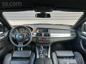 Melns BMW X5 2010 Rīga, ar dzinēja tilpumu 3.00 L un nobraukumu 324 tūkst. km par 10500 €, foto 20 vietnē AUTOMOTO.COM.LV