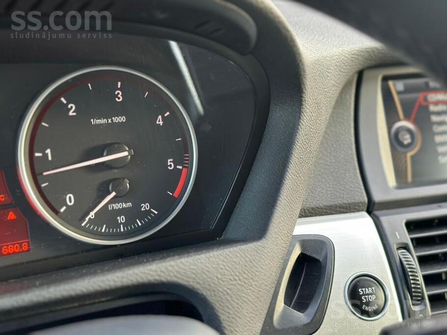 Melns BMW X5 2010 Rīga, ar dzinēja tilpumu 3.00 L un nobraukumu 324 tūkst. km par 10500 €, foto 22 vietnē AUTOMOTO.COM.LV