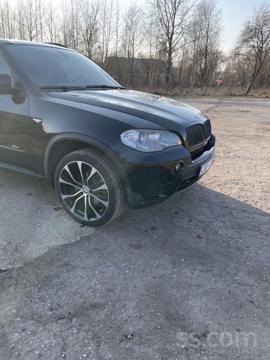 Черный БМВ Х5 2010 в Даугавпилс, объемом двигателя 3.00 л и пробегом 247 тыс. км за 10500 €, фото 7 на AUTOMOTO.COM.LV