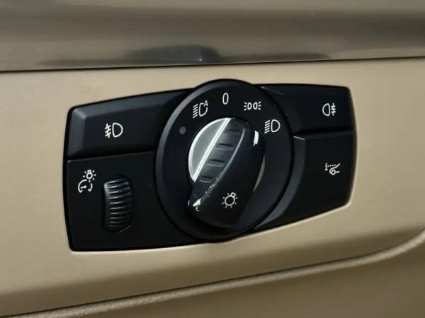 Melns BMW X5 2010 Rīga, ar dzinēja tilpumu 3.00 L un nobraukumu 276 tūkst. km par 11500 €, foto 9 vietnē AUTOMOTO.COM.LV