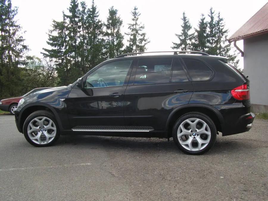 Melns BMW X5 2010 Sigulda, ar dzinēja tilpumu 3.00 L un nobraukumu 306 tūkst. km par 11950 €, foto 5 vietnē AUTOMOTO.COM.LV