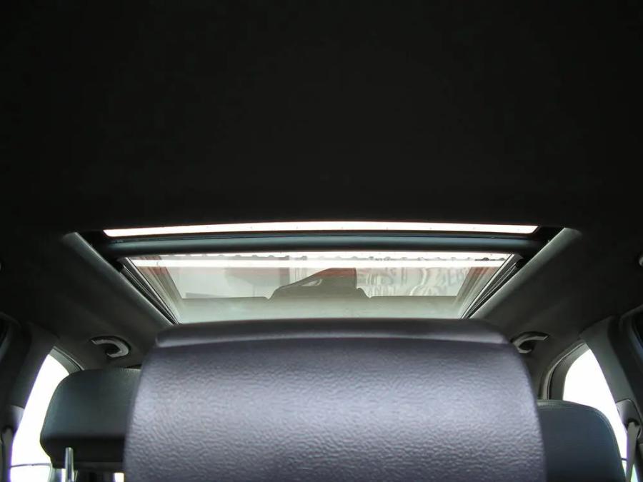Melns BMW X5 2010 Sigulda, ar dzinēja tilpumu 3.00 L un nobraukumu 306 tūkst. km par 11950 €, foto 25 vietnē AUTOMOTO.COM.LV