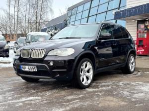 Black BMW X5 2010 in Riga, with an engine capacity of 3.00 L and mileage of 245 thousand km for 11999 €, photo  on AUTOMOTO.COM.LV