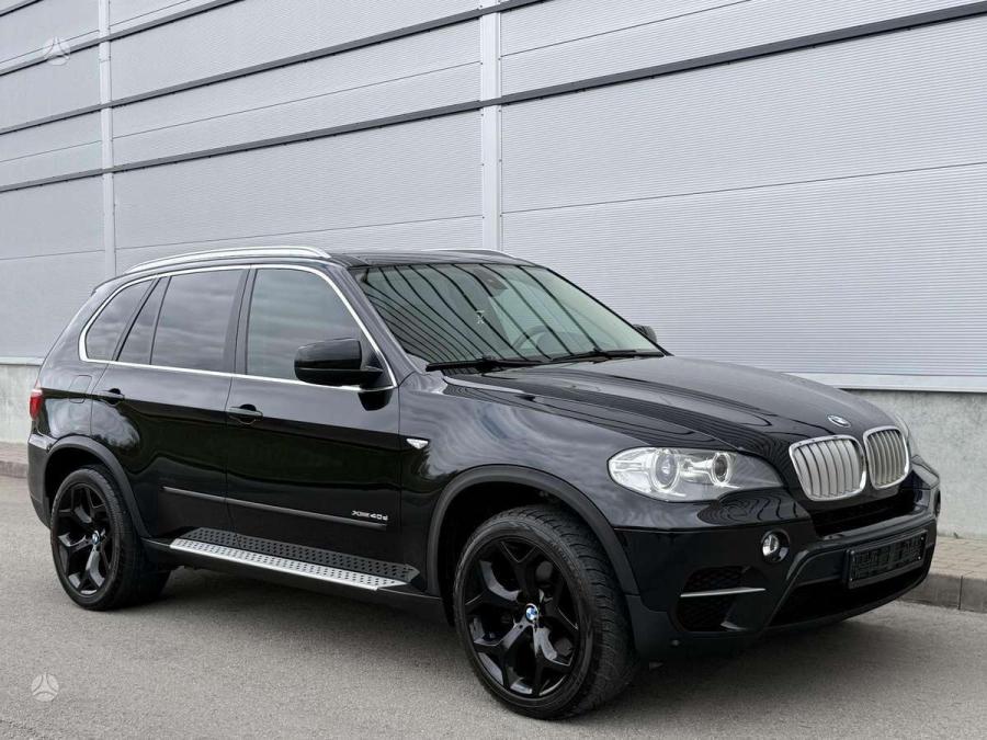 Melns BMW X5 2010 Šauļi, ar dzinēja tilpumu 2.99 L un nobraukumu 277 tūkst. km par 8200 €, foto 6 vietnē AUTOMOTO.COM.LV