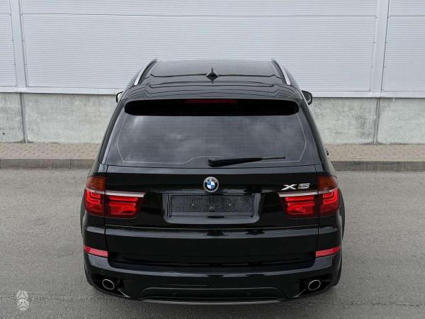 Melns BMW X5 2010 Šauļi, ar dzinēja tilpumu 2.99 L un nobraukumu 277 tūkst. km par 8200 €, foto 7 vietnē AUTOMOTO.COM.LV