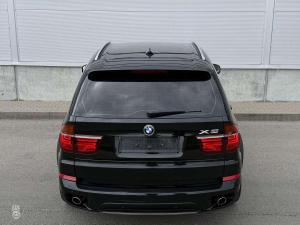 Melns BMW X5 2010 Šauļi, ar dzinēja tilpumu 2.99 L un nobraukumu 277 tūkst. km par 8200 €, foto 8 vietnē AUTOMOTO.COM.LV