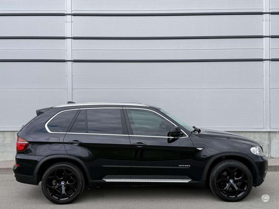 Melns BMW X5 2010 Šauļi, ar dzinēja tilpumu 2.99 L un nobraukumu 277 tūkst. km par 8200 €, foto 12 vietnē AUTOMOTO.COM.LV