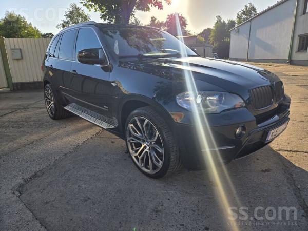 Melns BMW X5 2010 Rīga, ar dzinēja tilpumu 3.00 L un nobraukumu 236 tūkst. km par 11000 €, foto 3 vietnē AUTOMOTO.COM.LV