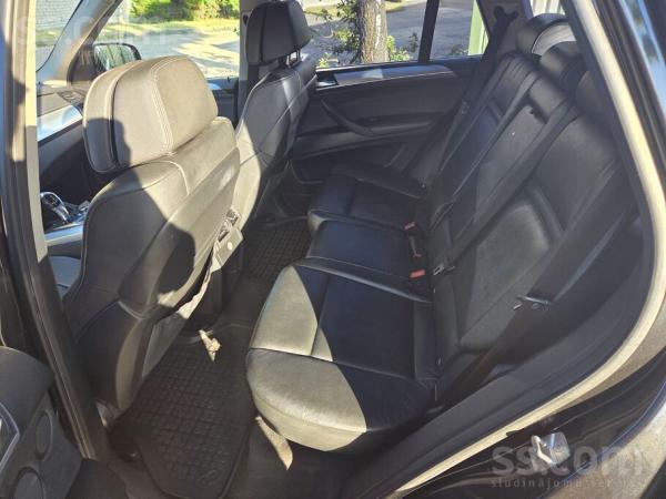 Melns BMW X5 2010 Rīga, ar dzinēja tilpumu 3.00 L un nobraukumu 236 tūkst. km par 11000 €, foto 9 vietnē AUTOMOTO.COM.LV