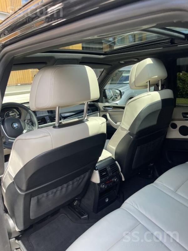 Melns BMW X5 2010 Rīga, ar dzinēja tilpumu 3.00 L un nobraukumu 288 tūkst. km par 15550 €, foto 10 vietnē AUTOMOTO.COM.LV