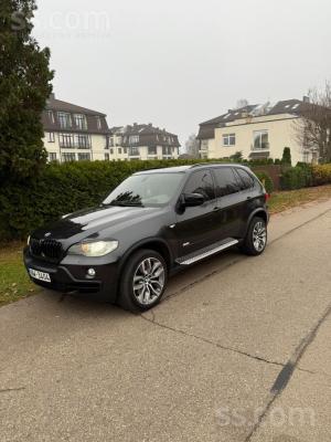 Melns BMW X5 2010 Rīga, ar dzinēja tilpumu 3.00 L un nobraukumu 288 tūkst. km par 15550 €, foto 21 vietnē AUTOMOTO.COM.LV