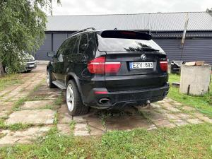Черный БМВ Х5 2010 в Паневежис, объемом двигателя 4.80 л и пробегом 265 тыс. км за 4500 €, фото 4 на AUTOMOTO.COM.LV