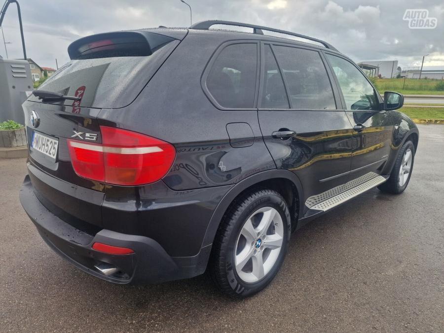Melns BMW X5 2010 Kretinga, ar dzinēja tilpumu 3.00 L un nobraukumu 245 tūkst. km par 7499 €, foto 9 vietnē AUTOMOTO.COM.LV