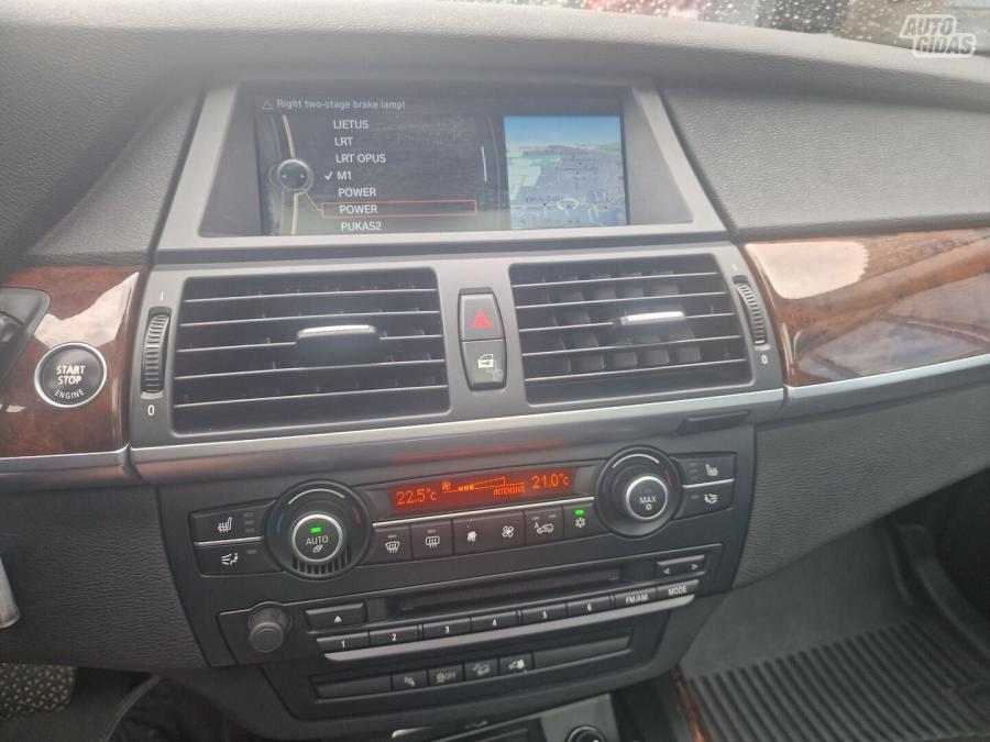 Melns BMW X5 2010 Kretinga, ar dzinēja tilpumu 3.00 L un nobraukumu 245 tūkst. km par 7499 €, foto 21 vietnē AUTOMOTO.COM.LV