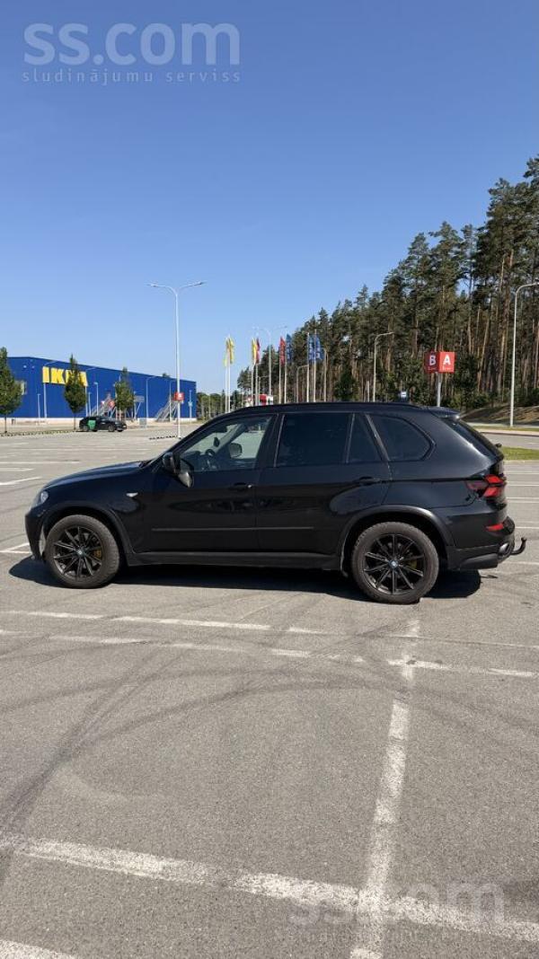 Melns BMW X5 2010 Rīga, ar dzinēja tilpumu 3.00 L un nobraukumu 442 tūkst. km par 11300 €, foto 6 vietnē AUTOMOTO.COM.LV