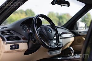Melns BMW X5 2010 Rīga, ar dzinēja tilpumu 3.00 L un nobraukumu 329 tūkst. km par 8990 €, foto 15 vietnē AUTOMOTO.COM.LV