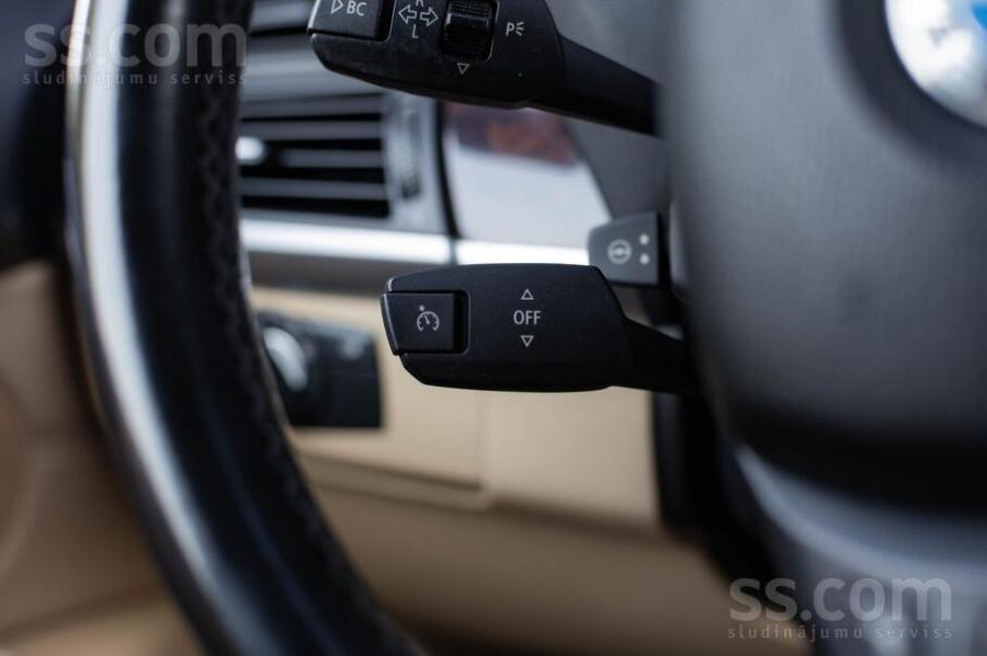 Melns BMW X5 2010 Rīga, ar dzinēja tilpumu 3.00 L un nobraukumu 329 tūkst. km par 8990 €, foto 18 vietnē AUTOMOTO.COM.LV