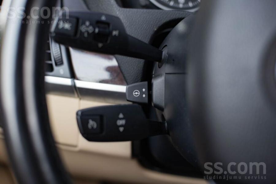 Melns BMW X5 2010 Rīga, ar dzinēja tilpumu 3.00 L un nobraukumu 329 tūkst. km par 8990 €, foto 19 vietnē AUTOMOTO.COM.LV