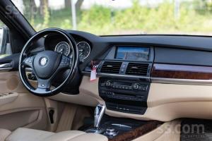 Melns BMW X5 2010 Rīga, ar dzinēja tilpumu 3.00 L un nobraukumu 329 tūkst. km par 8990 €, foto 28 vietnē AUTOMOTO.COM.LV
