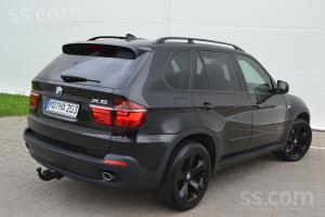 Melns BMW X5 2010 Rīga, ar dzinēja tilpumu 3.00 L un nobraukumu 280 tūkst. km par 10950 €, foto 7 vietnē AUTOMOTO.COM.LV