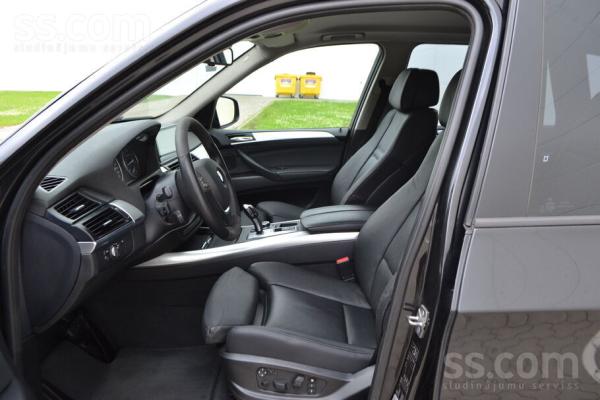 Melns BMW X5 2010 Rīga, ar dzinēja tilpumu 3.00 L un nobraukumu 280 tūkst. km par 10950 €, foto 7 vietnē AUTOMOTO.COM.LV