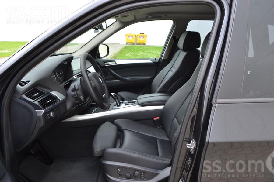 Melns BMW X5 2010 Rīga, ar dzinēja tilpumu 3.00 L un nobraukumu 280 tūkst. km par 10950 €, foto 8 vietnē AUTOMOTO.COM.LV