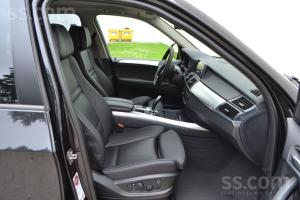 Melns BMW X5 2010 Rīga, ar dzinēja tilpumu 3.00 L un nobraukumu 280 tūkst. km par 10950 €, foto 11 vietnē AUTOMOTO.COM.LV