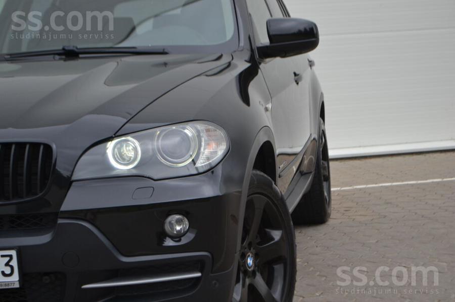Melns BMW X5 2010 Rīga, ar dzinēja tilpumu 3.00 L un nobraukumu 280 tūkst. km par 10950 €, foto 28 vietnē AUTOMOTO.COM.LV