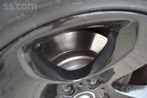 Melns BMW X5 2010 Rīga, ar dzinēja tilpumu 3.00 L un nobraukumu 280 tūkst. km par 10950 €, foto 35 vietnē AUTOMOTO.COM.LV