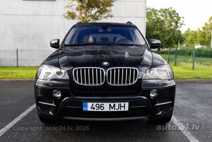 Черный БМВ Х5 2010 в Таллин, объемом двигателя 4.00 л и пробегом 350 тыс. км за 10500 €, фото 3 на AUTOMOTO.COM.LV
