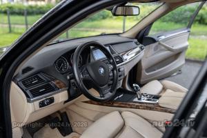 Черный БМВ Х5 2010 в Таллин, объемом двигателя 4.00 л и пробегом 350 тыс. км за 10500 €, фото 10 на AUTOMOTO.COM.LV