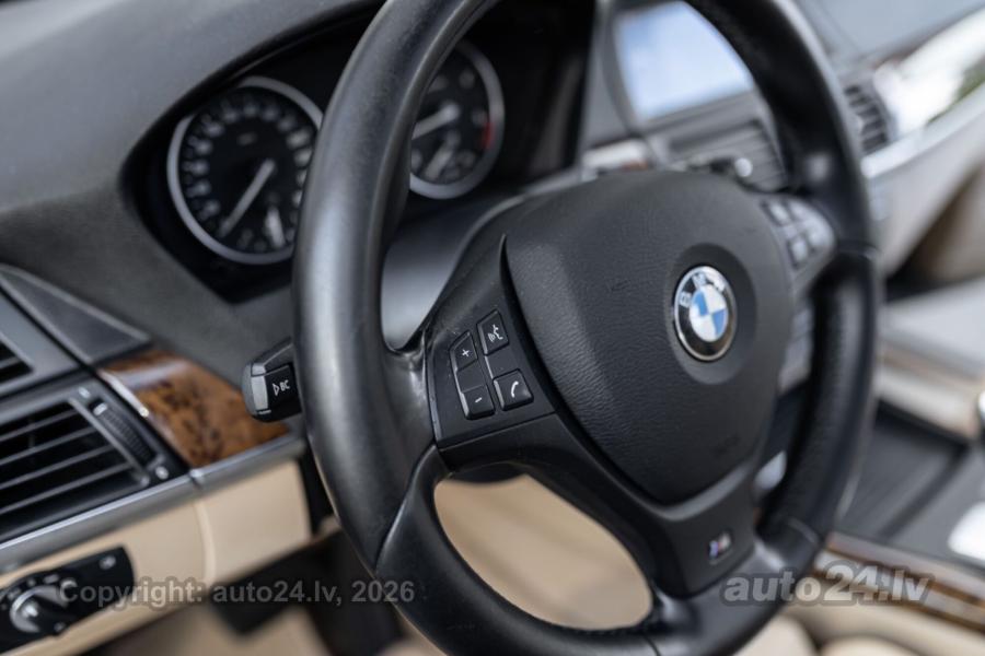 Черный БМВ Х5 2010 в Таллин, объемом двигателя 4.00 л и пробегом 350 тыс. км за 10500 €, фото 13 на AUTOMOTO.COM.LV