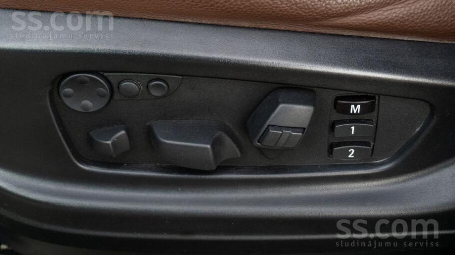 Melns BMW X5 2010 Rīga, ar dzinēja tilpumu 4.40 L un nobraukumu 129 tūkst. km par 11790 €, foto 26 vietnē AUTOMOTO.COM.LV