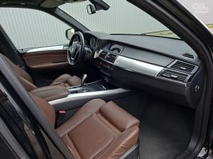 Melns BMW X5 2010 Ukmergė, ar dzinēja tilpumu 3.00 L un nobraukumu 339 tūkst. km par 10300 €, foto 12 vietnē AUTOMOTO.COM.LV