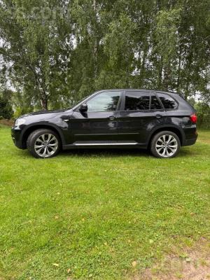 Melns BMW X5 2010 Rīga, ar dzinēja tilpumu 3.00 L un nobraukumu 393 tūkst. km par 7900 €, foto 3 vietnē AUTOMOTO.COM.LV