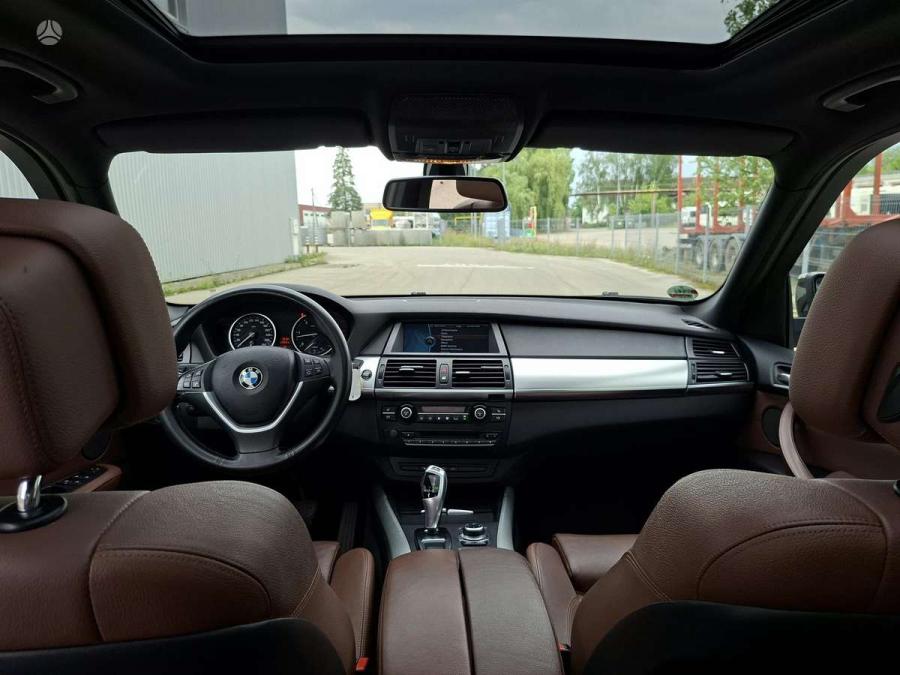 Melns BMW X5 2010 Ukmergė, ar dzinēja tilpumu 2.99 L un nobraukumu 339 tūkst. km par 10000 €, foto 12 vietnē AUTOMOTO.COM.LV