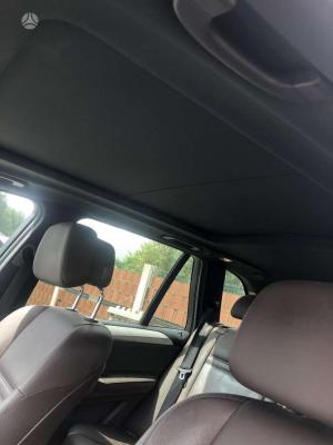 Melns BMW X5 2010 Plungė, ar dzinēja tilpumu 2.99 L un nobraukumu 253 tūkst. km par 8450 €, foto 15 vietnē AUTOMOTO.COM.LV